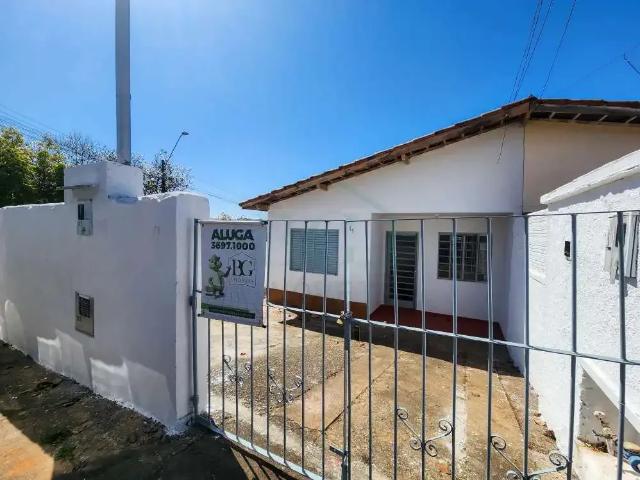 Casa / Sobrado para Locação em Poços de Caldas/MG Parque das Nações 3 Quartos
