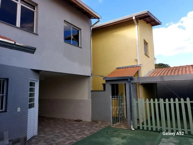 Casa / Sobrado para Locação em Poços de Caldas/MG Vila Cruz 2 Quartos