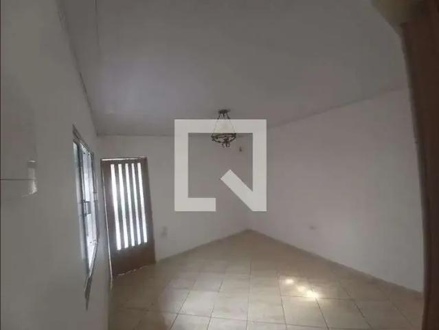 Casa / Sobrado para Locação em Poá/SP Biritiba 1 Quartos