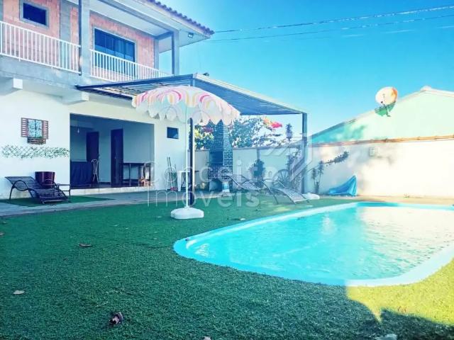 Casa / Sobrado para Locação em Ponta Grossa/PR Colônia Dona LuÍza 3 Quartos