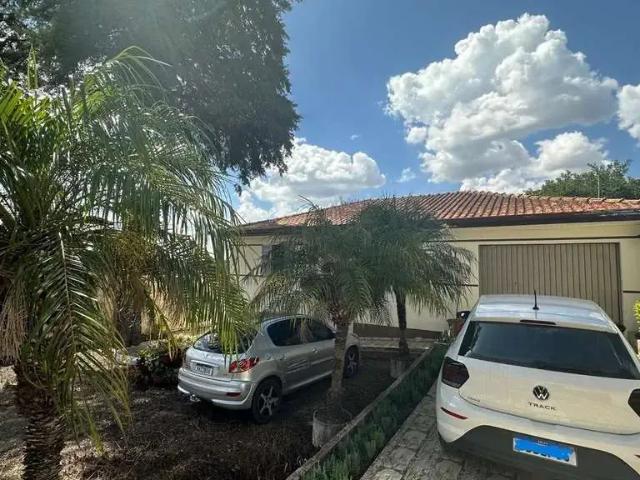 Casa / Sobrado para Locação em Ponta Grossa/PR Contorno 2 Quartos