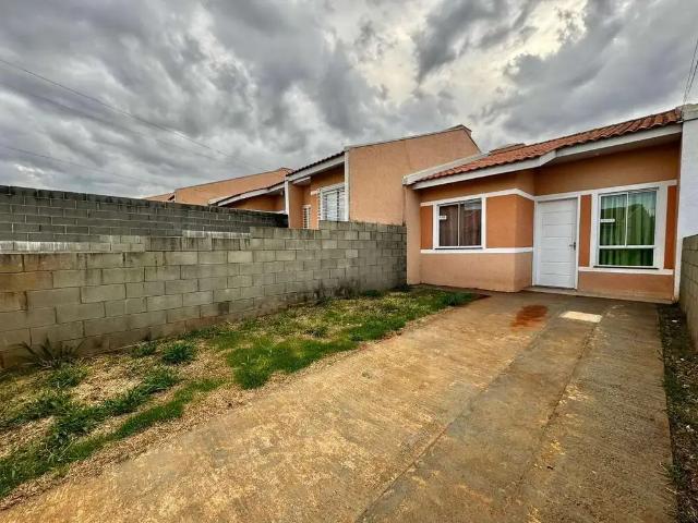 Casa / Sobrado para Locação em Ponta Grossa/PR Cará cará 2 Quartos