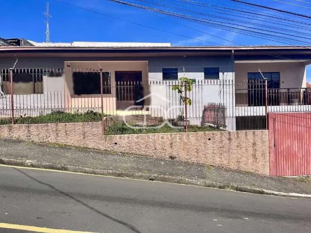 Casa / Sobrado para Locação em Ponta Grossa/PR Centro 3 Quartos