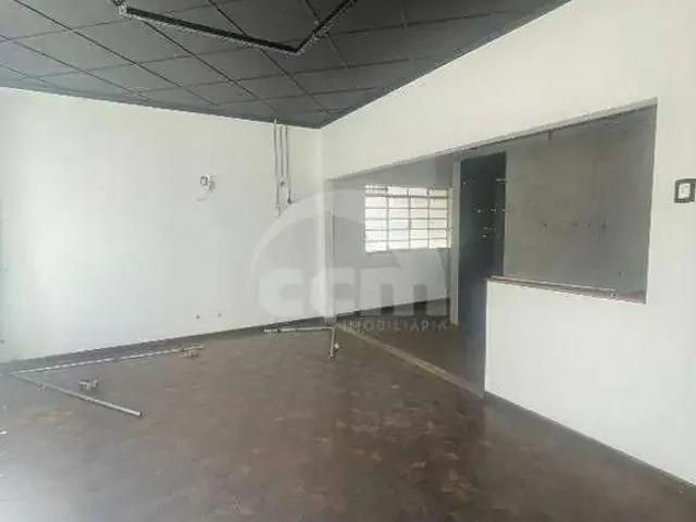 Casa / Sobrado para Locação em Ponta Grossa/PR Centro 3 Quartos