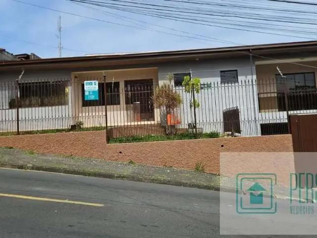 Casa / Sobrado para Locação em Ponta Grossa/PR Centro 3 Quartos