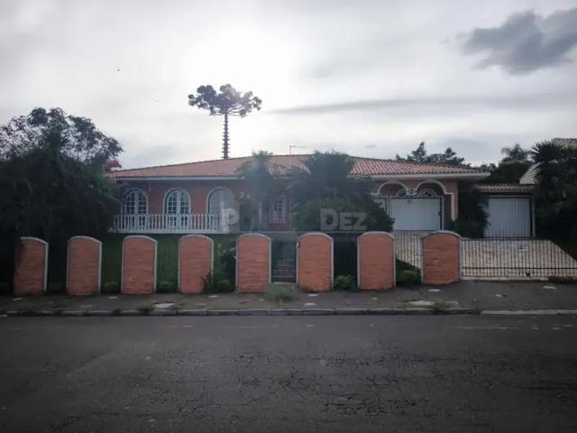 Casa / Sobrado para Locação em Ponta Grossa/PR Estrela 4 Quartos
