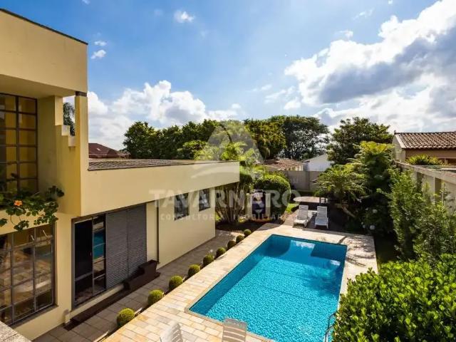 Casa / Sobrado para Locação em Ponta Grossa/PR Estrela 5 Quartos