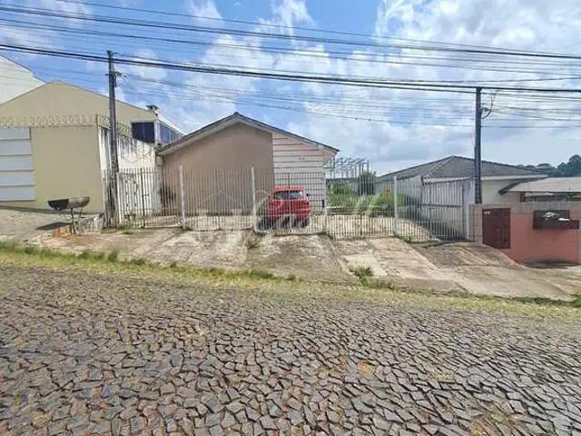 Casa / Sobrado para Locação em Ponta Grossa/PR Estrela 2 Quartos