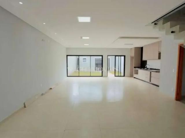 Casa / Sobrado para Locação em Ponta Grossa/PR Estrela 3 Quartos
