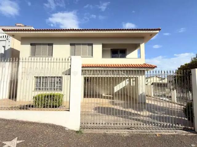 Casa / Sobrado para Locação em Ponta Grossa/PR Estrela 3 Quartos