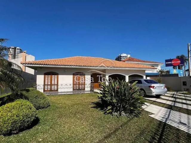 Casa / Sobrado para Locação em Ponta Grossa/PR Estrela 3 Quartos