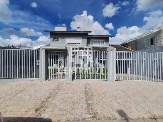Casa / Sobrado para Locação em Ponta Grossa/PR Estrela 3 Quartos