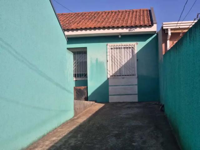 Casa / Sobrado para Locação em Ponta Grossa/PR Jardim Carvalho 2 Quartos