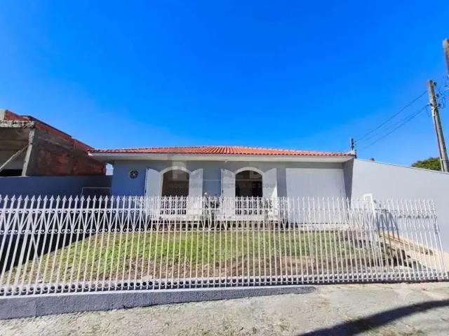 Casa / Sobrado para Locação em Ponta Grossa/PR Jardim Carvalho 3 Quartos
