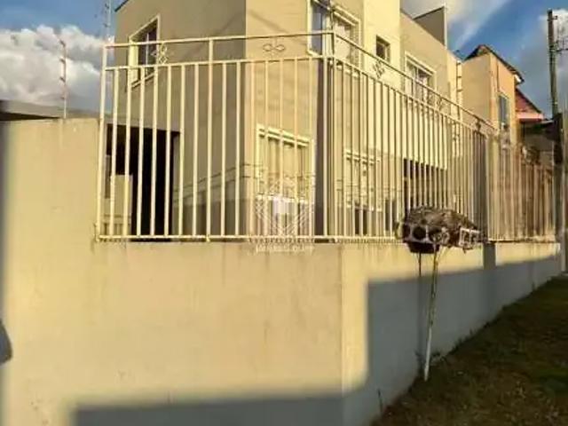 Casa / Sobrado para Locação em Ponta Grossa/PR Jardim Carvalho 3 Quartos