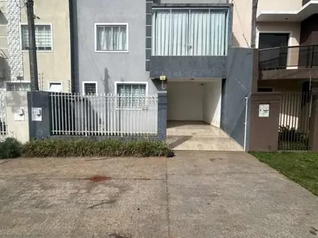 Casa / Sobrado para Locação em Ponta Grossa/PR Jardim Carvalho 3 Quartos
