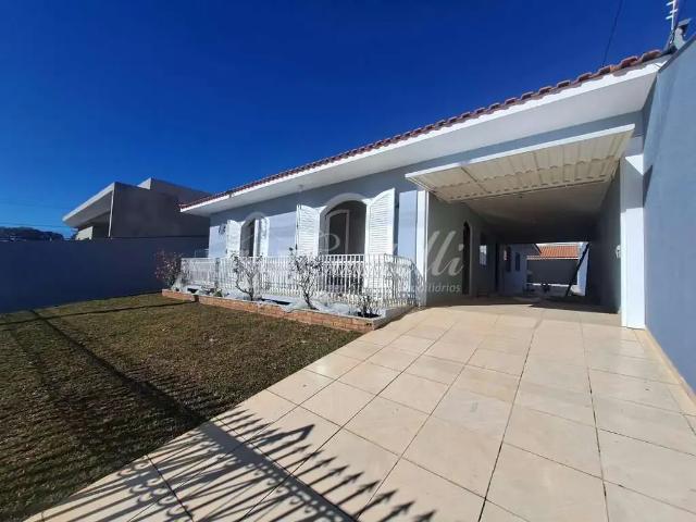 Casa / Sobrado para Locação em Ponta Grossa/PR Jardim Carvalho 3 Quartos