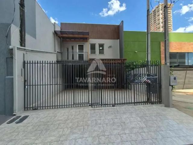 Casa / Sobrado para Locação em Ponta Grossa/PR Oficinas 3 Quartos