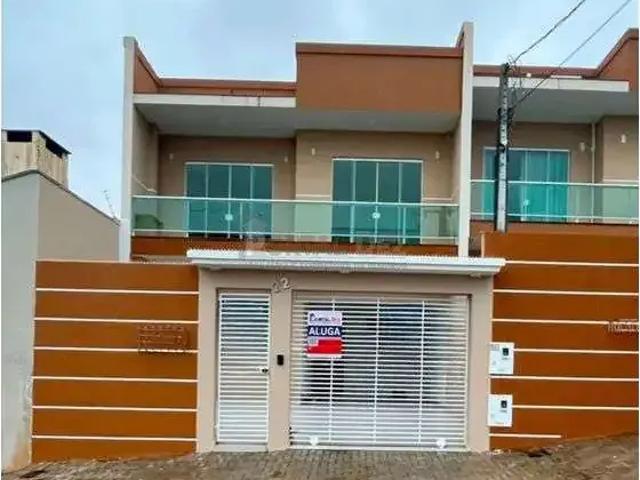Casa / Sobrado para Locação em Ponta Grossa/PR Oficinas 3 Quartos