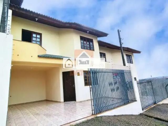 Casa / Sobrado para Locação em Ponta Grossa/PR Oficinas 3 Quartos