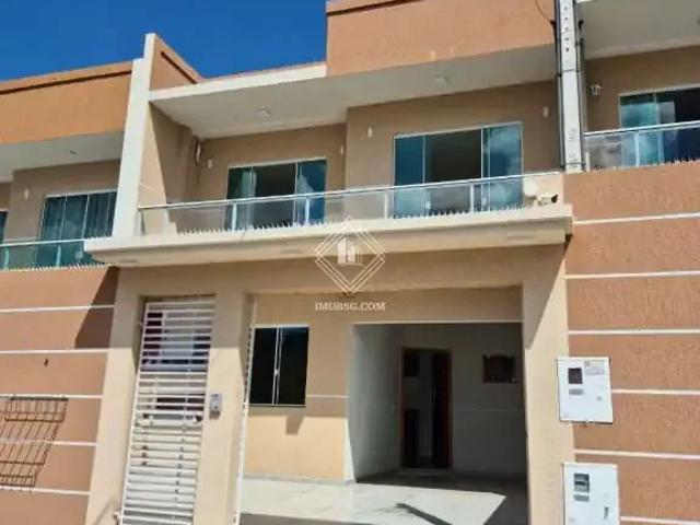 Casa / Sobrado para Locação em Ponta Grossa/PR Oficinas 3 Quartos