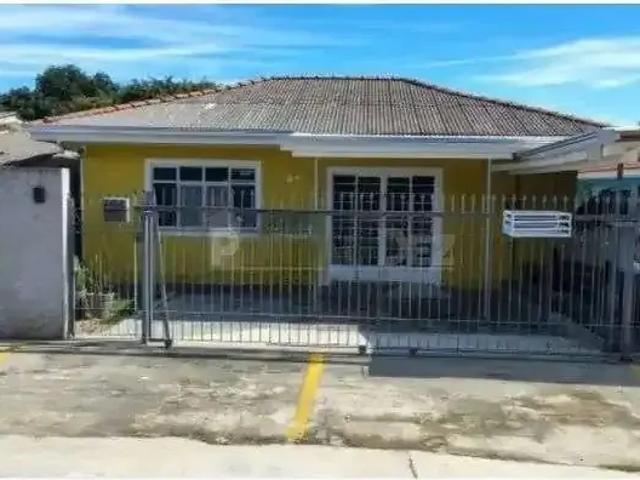 Casa / Sobrado para Locação em Ponta Grossa/PR Olarias 2 Quartos