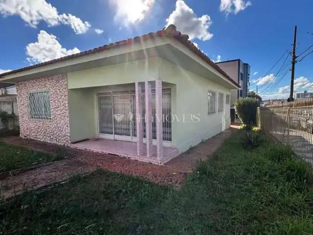 Casa / Sobrado para Locação em Ponta Grossa/PR Orfãs 3 Quartos