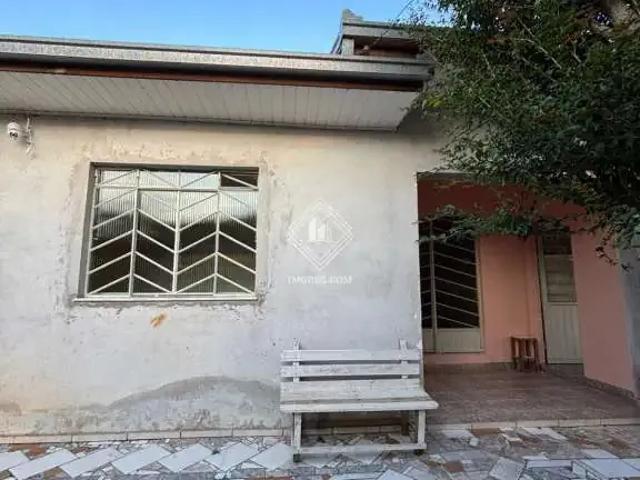 Casa / Sobrado para Locação em Ponta Grossa/PR Orfãs 2 Quartos