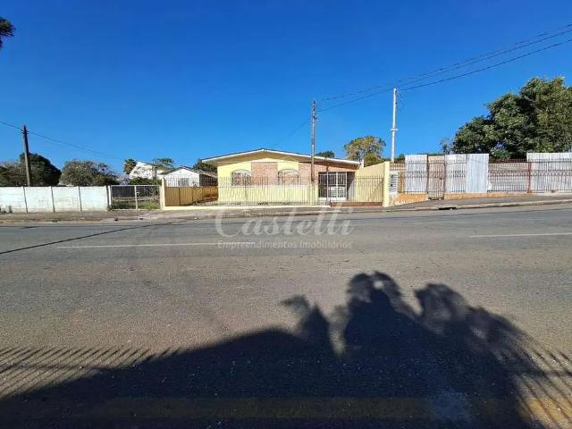 Casa / Sobrado para Locação em Ponta Grossa/PR Nova Rússia 4 Quartos