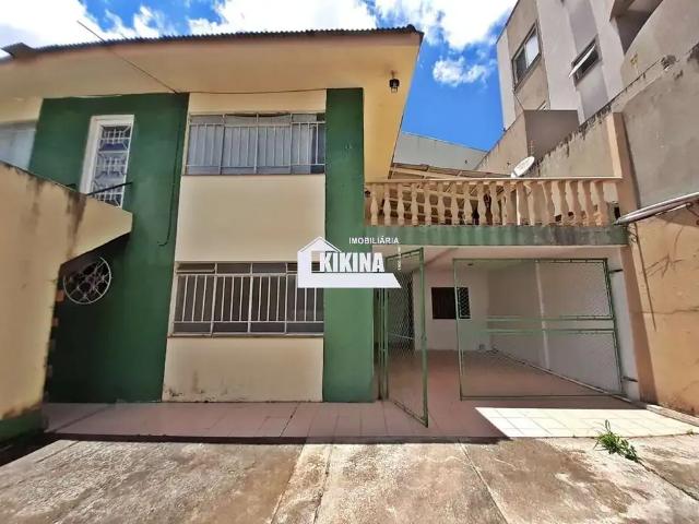 Casa / Sobrado para Locação em Ponta Grossa/PR Nova Rússia