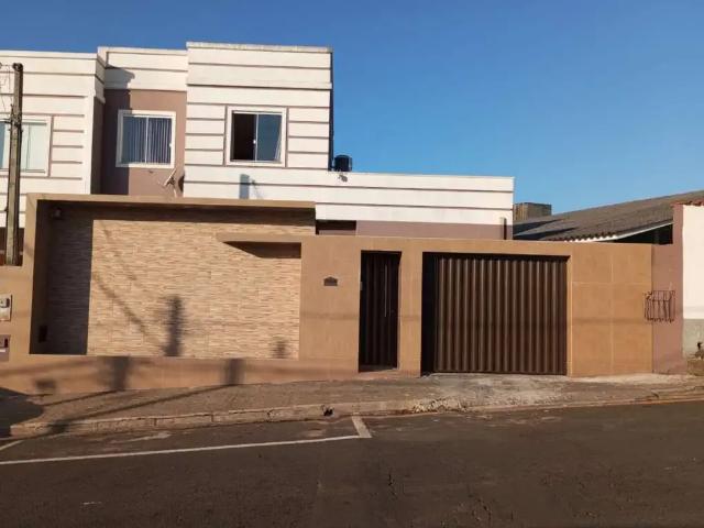 Casa / Sobrado para Locação em Ponta Grossa/PR Ronda 3 Quartos