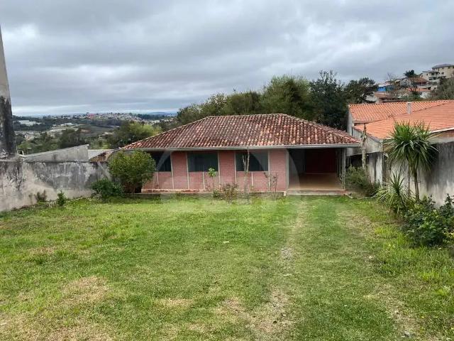 Casa / Sobrado para Locação em Ponta Grossa/PR Uvaranas 3 Quartos