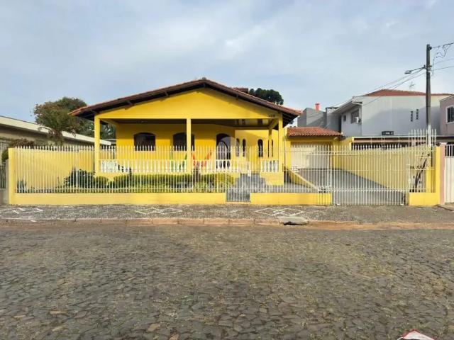 Casa / Sobrado para Locação em Ponta Grossa/PR Uvaranas 3 Quartos