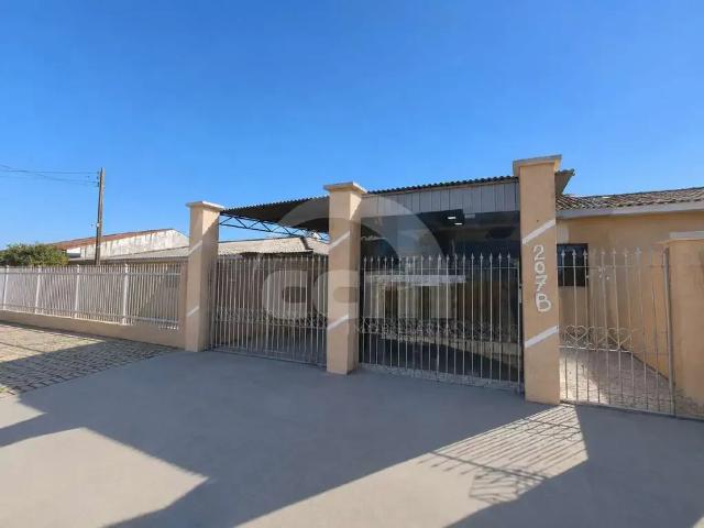 Casa / Sobrado para Locação em Ponta Grossa/PR Uvaranas 2 Quartos