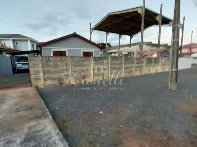 Casa / Sobrado para Locação em Ponta Grossa/PR Uvaranas 2 Quartos