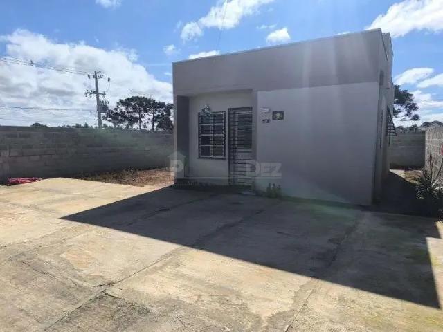 Casa / Sobrado para Locação em Ponta Grossa/PR Uvaranas 2 Quartos