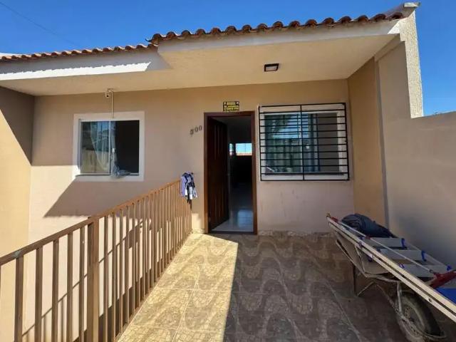 Casa / Sobrado para Locação em Ponta Grossa/PR Uvaranas 2 Quartos
