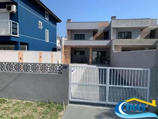 Casa / Sobrado para Locação em Pontal do Paraná/PR Atami 2 Quartos