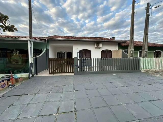 Casa / Sobrado para Locação em Pontal do Paraná/PR Luciane 3 Quartos
