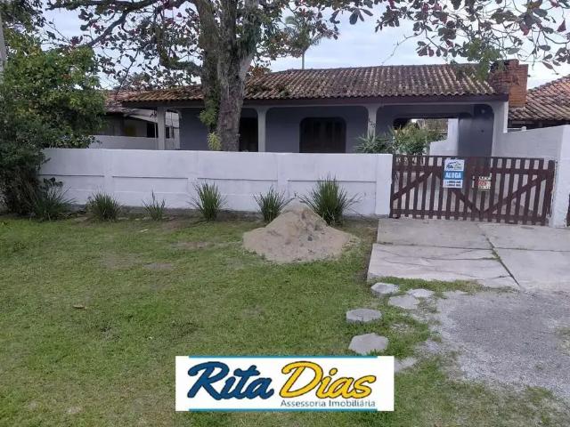 Casa / Sobrado para Locação em Pontal do Paraná/PR Pontal do Sul 3 Quartos