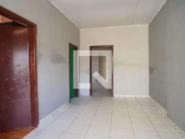 Casa / Sobrado para Locação em Porto Alegre/RS Coronel Aparício Borges 2 Quartos