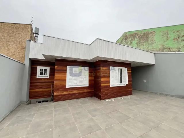Casa / Sobrado para Locação em Porto Alegre/RS Costa e Silva 3 Quartos