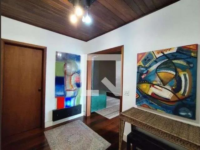 Casa / Sobrado para Locação em Porto Alegre/RS Cavalhada 3 Quartos