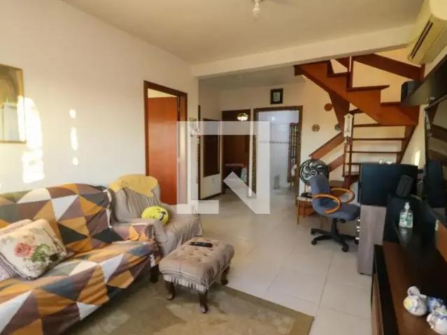 Casa / Sobrado para Locação em Porto Alegre/RS Cavalhada 4 Quartos