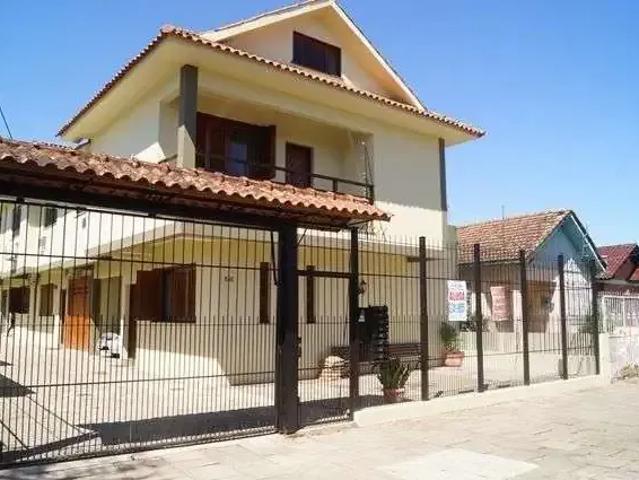 Casa / Sobrado para Locação em Porto Alegre/RS Camaquã 3 Quartos
