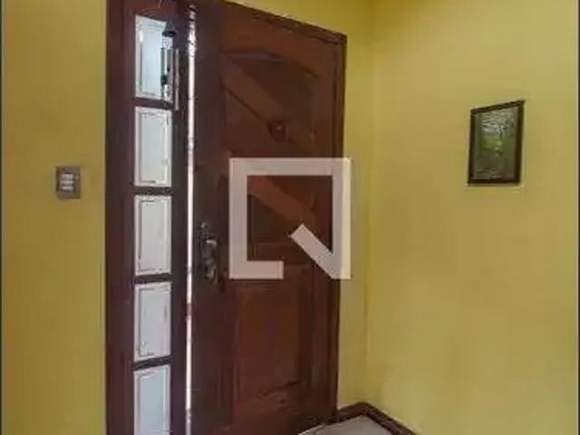 Casa / Sobrado para Locação em Porto Alegre/RS Campo Novo 2 Quartos