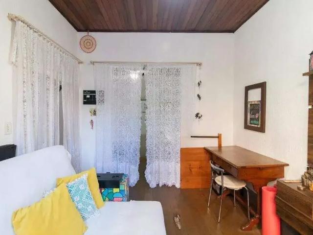 Casa / Sobrado para Locação em Porto Alegre/RS Centro 4 Quartos