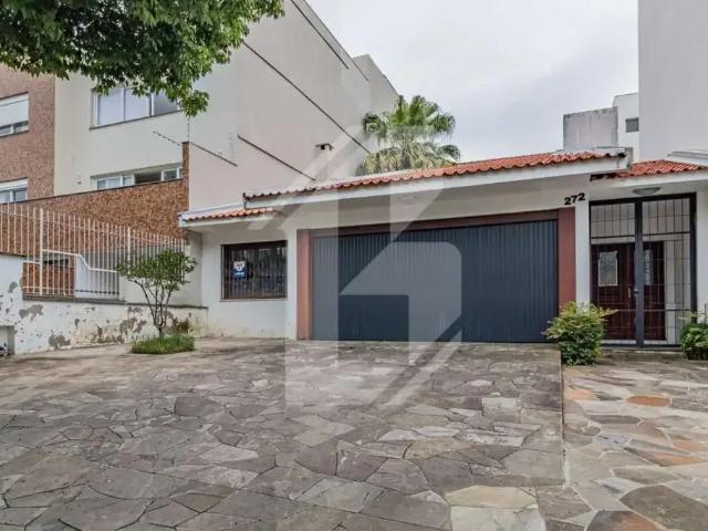Casa / Sobrado para Locação em Porto Alegre/RS Chácara das Pedras 4 Quartos