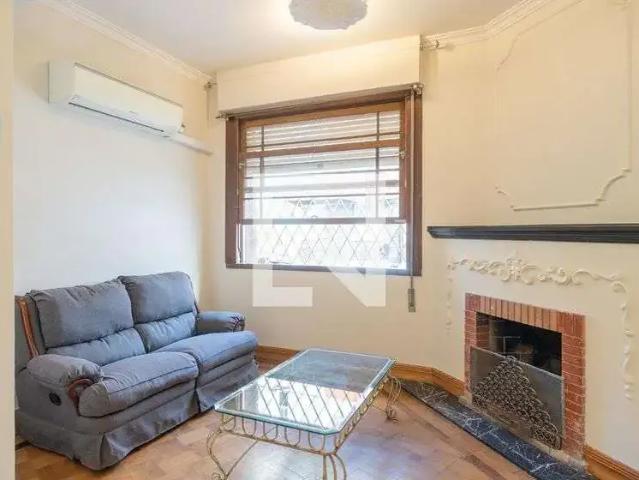 Casa / Sobrado para Locação em Porto Alegre/RS Cidade Baixa 4 Quartos