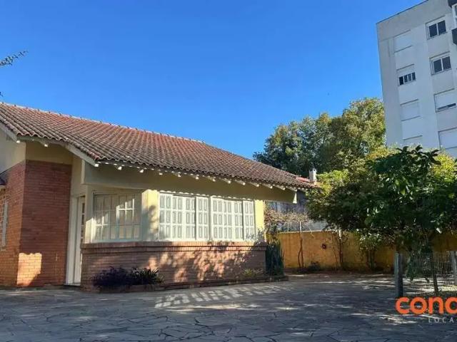 Casa / Sobrado para Locação em Porto Alegre/RS Cristal 4 Quartos
